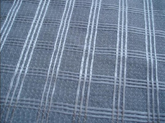PET PP Non Woven Geotextile Composite With Fiberglass / PET Yarn Reinforced Geotextile