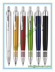 China low price slogan novel plastic ball pen supplier