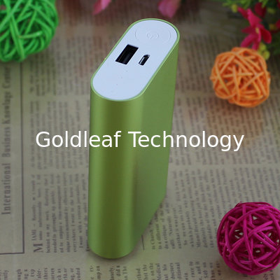 High quality metal casing 5600mah capacity mobile phone charge portable charger