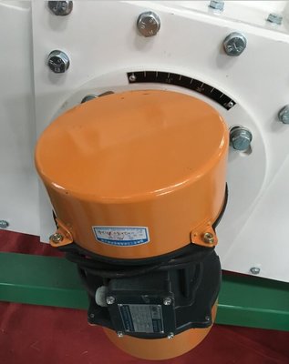 Wheat, Oat, Grass Seed, Soya Beans, Barley, Peas, Maize Vibro Cleaning Separator