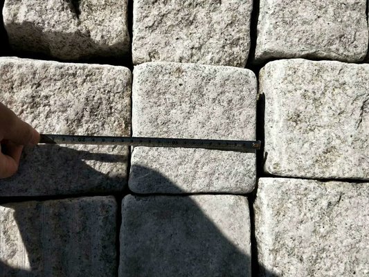 Outdoor Residential Granite Paving Stones / Laying Granite Paving Slabs