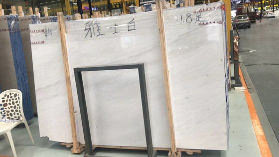 White Marble Bathroom Countertops Low Radiation Stone Material