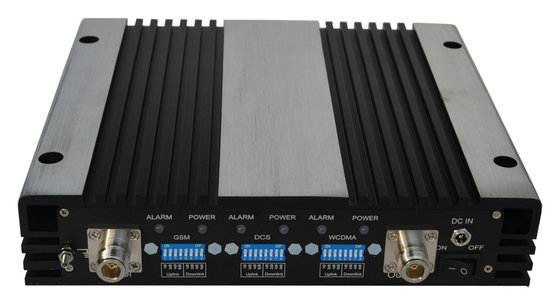 Triple Band GSM Mobile Phone Signal Booster 10dBm Auto Shut Off Function