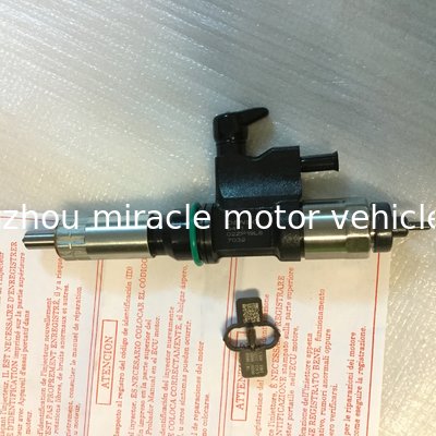 Injector for Denso 09000-5471 Hitachi Excuavator   Isuzu 8-98284393-0
