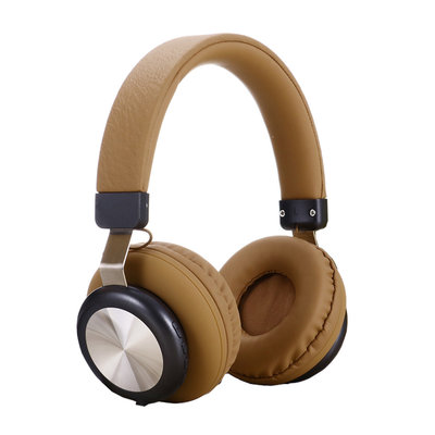 Wholesale on-ear bass music wireless headphones low price BT 5.0 mobile tws headband earphones supplier