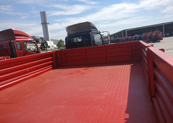 Caminhão da carga de Sinotruk Howo de 2 eixos, luz 4x2 profissional e caminhões do dever do meio