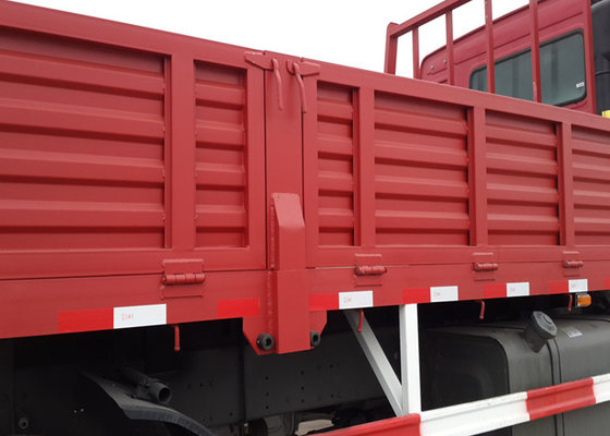 Caminhão pesado da carga de 30 toneladas táxi da dimensão HW70 de 8560 x de 2496 x de 3048mm