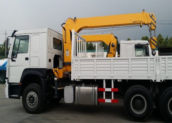 o caminhão 12T montou o tipo de condução padrão do guindaste 6x4 de emissão do EURO II