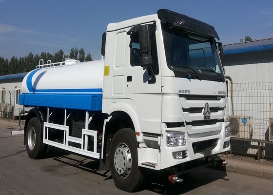 6 caminhão de Bowser da água da roda 266HP, caminhão do transporte da água do táxi HOWO de 4x2 HW76