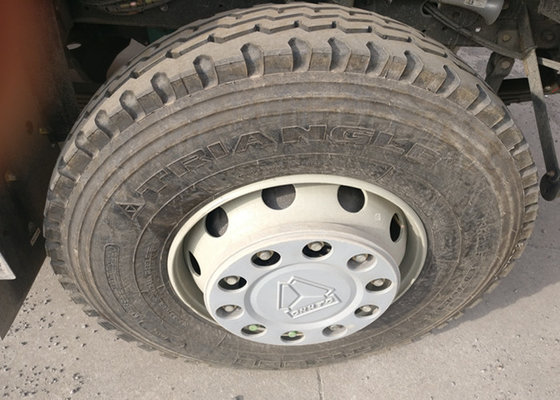 A roda da movimentação 6×4 lixa o projeto delicado pesado de motor diesel do caminhão basculante 336HP