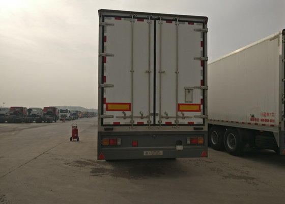 Tri transporte semi refrigerado do alimento de mar dos eixos 88CBM Reboque Van Reboque Para