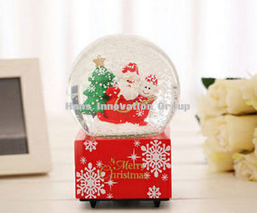 China Snow Globe, Water Globe,Snow Ball CWG06 supplier