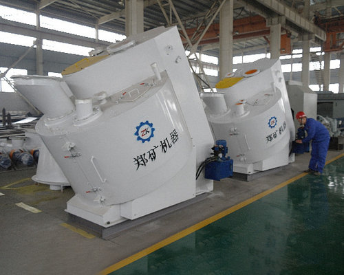 High Quality  and Low Price Ceramic Sand Granulator From China