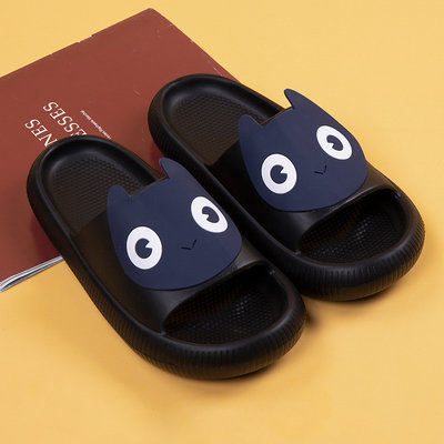 New design high quality Summer sandals Women soft Shock Absorption home Indoor Slide cute cartoon Slippers in stock