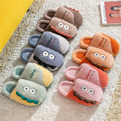Hot selling cute cartoon factory price bedroom slippers closed toe warm soft plush Winter women home indoor shoes