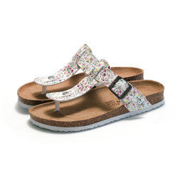 2022 new wholesale Custom summer light Women Thick leather Slippers Outdoors Beach shoes flat sandals
