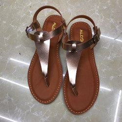 Factory supply fashion breathable flat Slippers Summer sandals women soft sole non-slip flip flops wholesale
