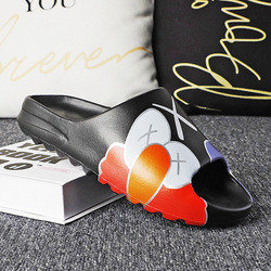 Factory price fashion trend Summer Graffiti Ladies soft sole Sandals Slides Beach Platform Slippers For Women