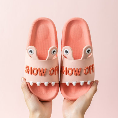 Summer new lightweight sandals cute cartoon decoration couple slippers home non-slip wear-resistant shoes