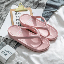 2021 New ladies flip flops summer home indoor non-slip wear-resistant fashion thickened soft bottom slippers