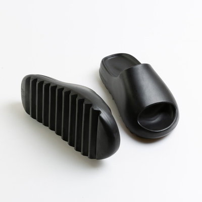 2021 summer thick-soled solid color waterproof sandals non-slip wear-resistant damping indoor couple shoes