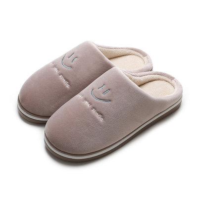 Hot selling 2021 new fashion soft plush winter slippers smile patterns vamp non-slip couple home shoes in stock