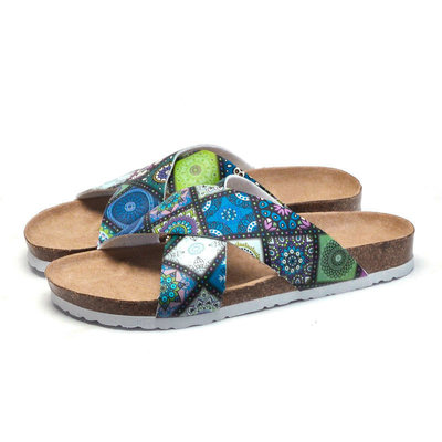 Wholesale High Quality Women cross strap cork beach sandals custom ladies casual platform home slippers