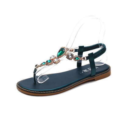 Wholesale female summer flat flip flops slippers 2022 new design simple beach rhinestone sandals women shoes