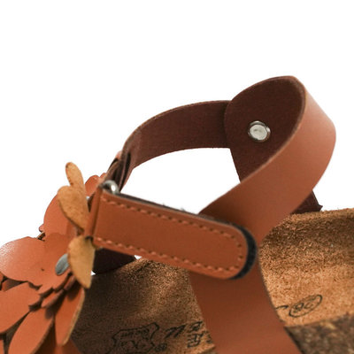 Colorful Synthetic Leather Children Sandals Lightweight Comfortable