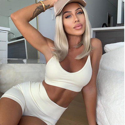 Solid Color Ladies Sports Outfit Seamless O Neck  Collar For Gym