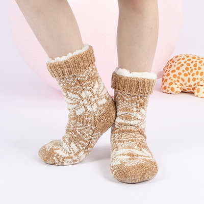 new design ladies house Indoor Slipper Socks Women Christmas Fuzzy Cute Fluffy Socks solid color soft floor shoes