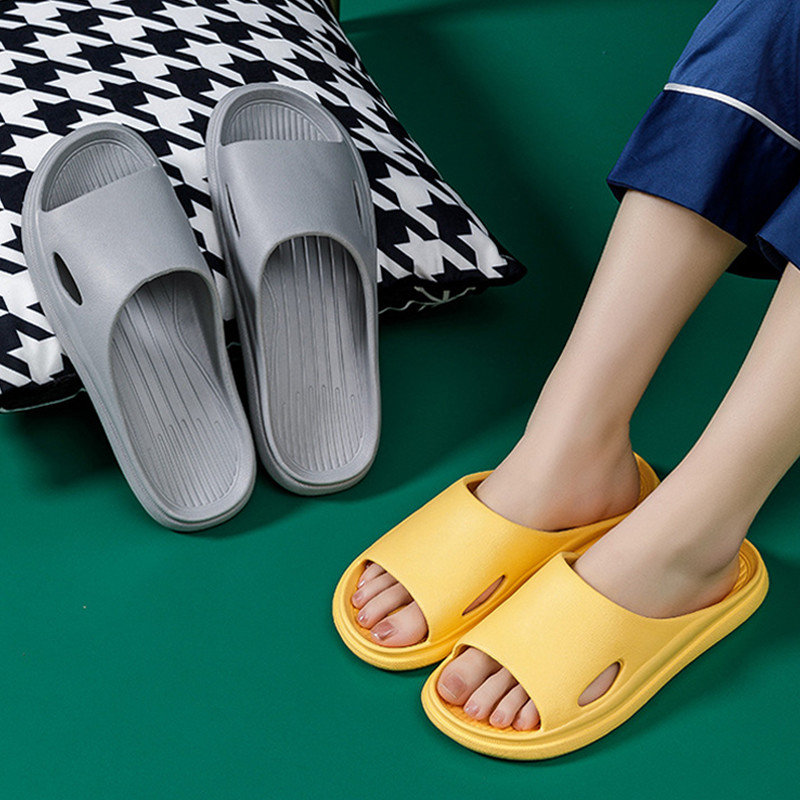 Best price wholesale fashion home slippers Men solid color indoor thick bottom non-slip couple summer sandals women