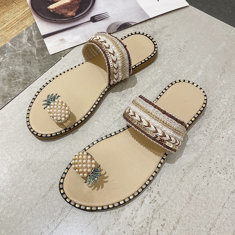 Wholesale outdoor beach casual shoes fashion comfortable summer sandals women non-slip flip-flops slippers