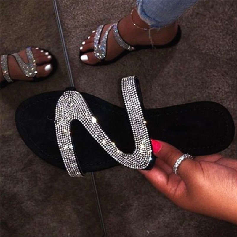 Hot Selling fashion rhinestone Sandals Women New Design z-shaped summer flat casual solid color slippers