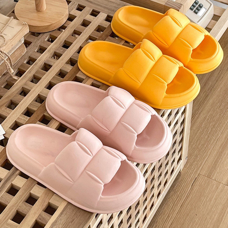 Wholesale high quality slippers indoor home summer ladies soft bottom EVA material non-slip bathroom sandals