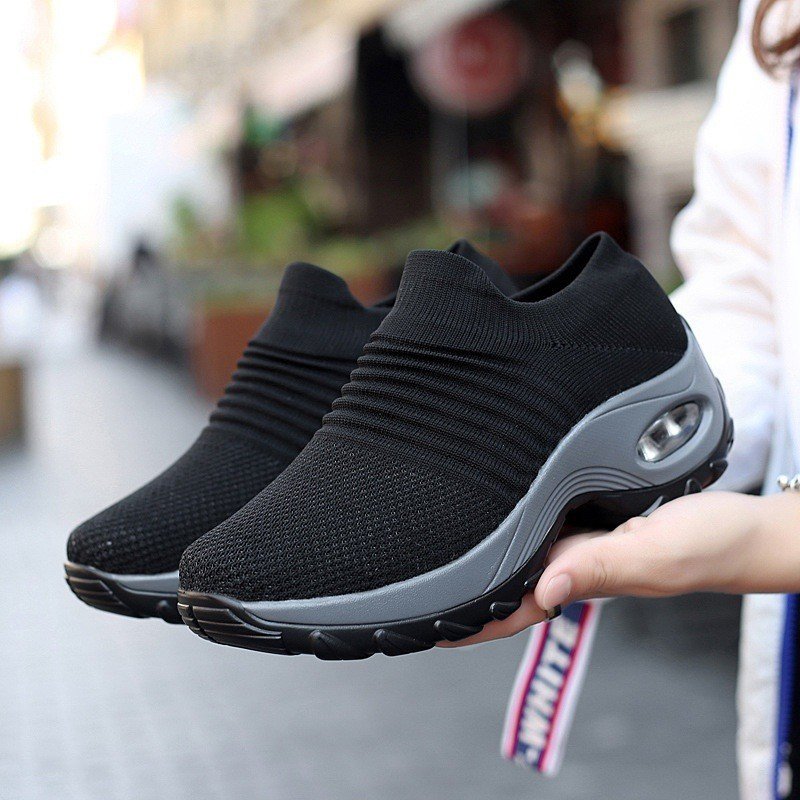 Fashion Breathable flyknit fabric spring and summer flat women casual sneakers sports walking style shoes