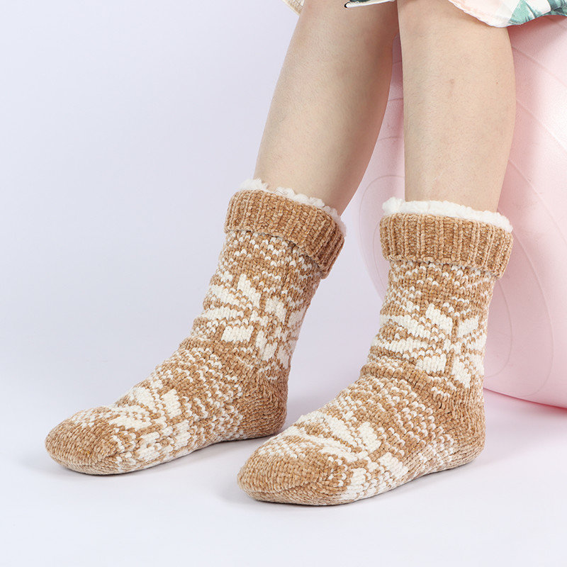 new design ladies house Indoor Slipper Socks Women Christmas Fuzzy Cute Fluffy Socks solid color soft floor shoes