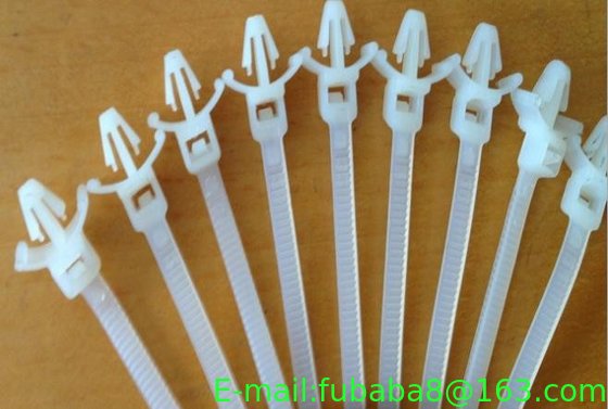 Plug mount cable tie