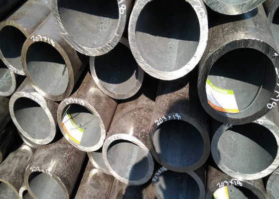 Painted Seamless Black Pipe , Optional Length High Stress Seamless Steel Tube