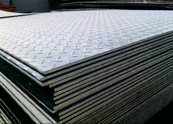 Hot Rolled Checkered Steel Plate Width 750 - 1500 Mm SS400 Grade Material