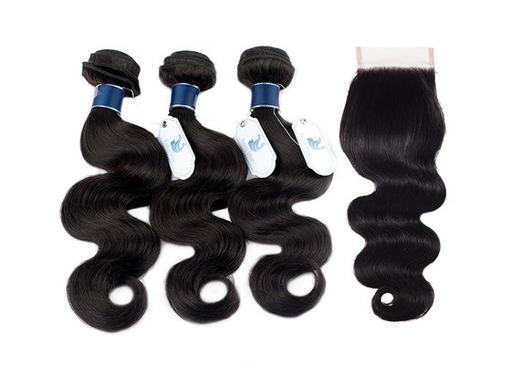 Cabello humano natural del color del pelo brasileño sin procesar de Remy 3 paquetes con el cierre