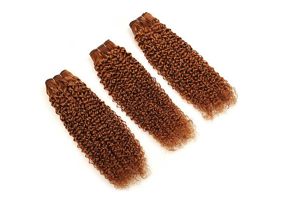 Armadura rizada rubia del cabello humano rizado del color #30 del pelo de los paquetes del pelo del oro brasileño de las extensiones