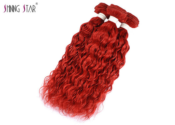 El cabello humano rizado de la textura de la onda de agua lía color rojo del pelo brasileño