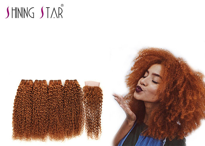 La armadura rizada rizada sana del cabello humano con la cutícula llena del cierre alineó el color de proceso #30
