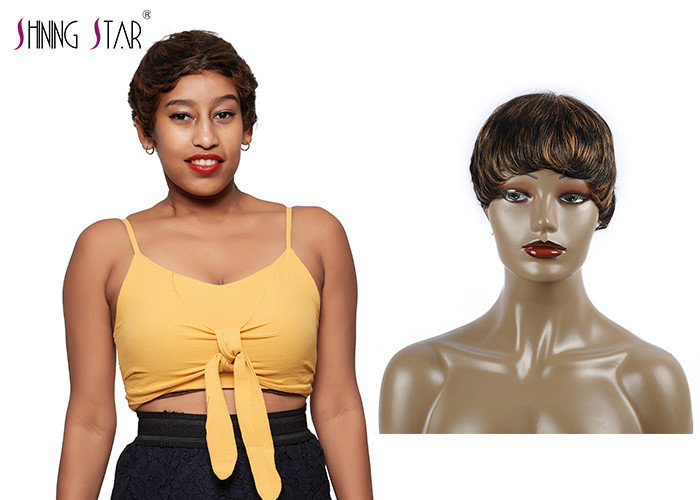 El piano coloreado pone en cortocircuito las pelucas de Bob 100% pequeños brillantes rizados del cabello humano y limpios