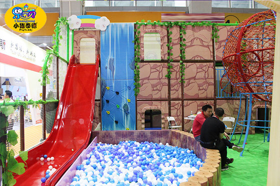 Long Kids Playground Slide Fibreglass Material  Non - Toxic  Fire Resistance