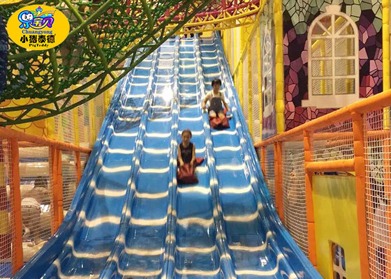 Popular Kids Playground Slide Plastic Four Colors Big Capacity For Children