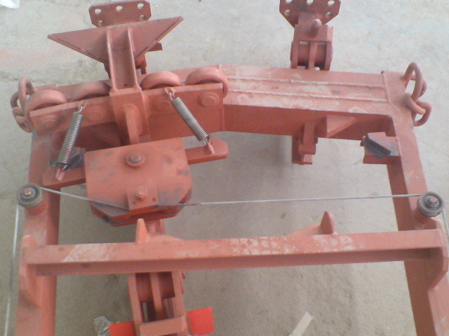 Monorail crane dedicated switch hanging overhead Heavy Rail System applicable to bottom and haulage roadway