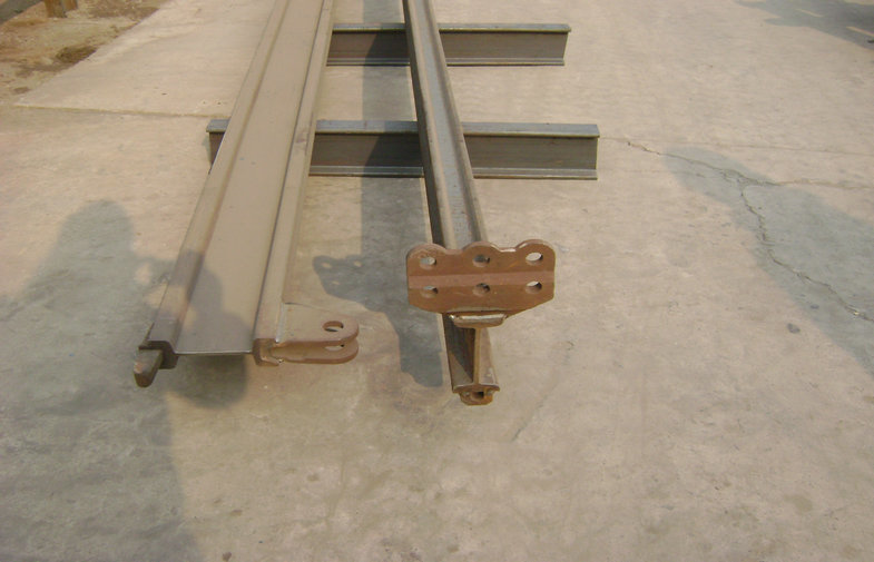2.4m or custom Industrial Mining Conveyor Systems Heavy Monorail Suspension Line haulage Heavy Rail System