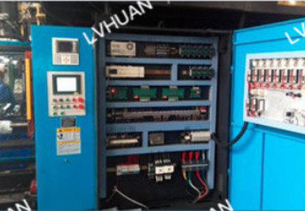 High Precision Extrusion Blow Molding Machine 10L For Cosmetic Containers